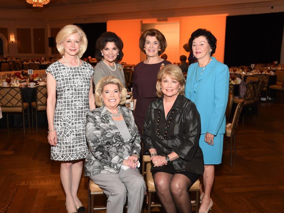 Standing: Ann Bookout, Linda McReynolds, Jeanie Kilroy Wilson, Nancy ...