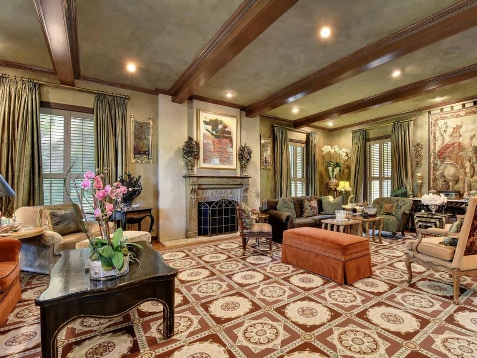 Golf legend's Texas mansion hits the market for $5.7M, complete with ...