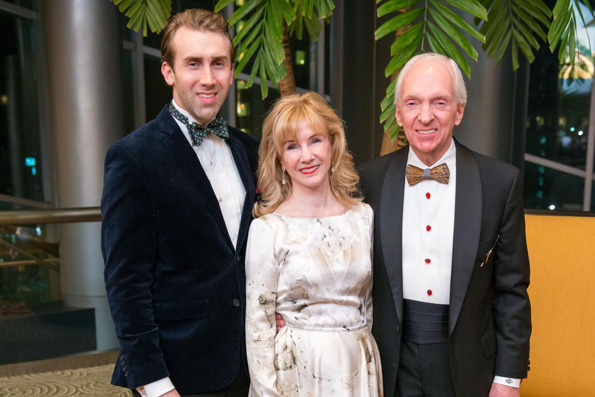 Dr. Charles Osterberg, left, with Susan and Edward Osterberg ...