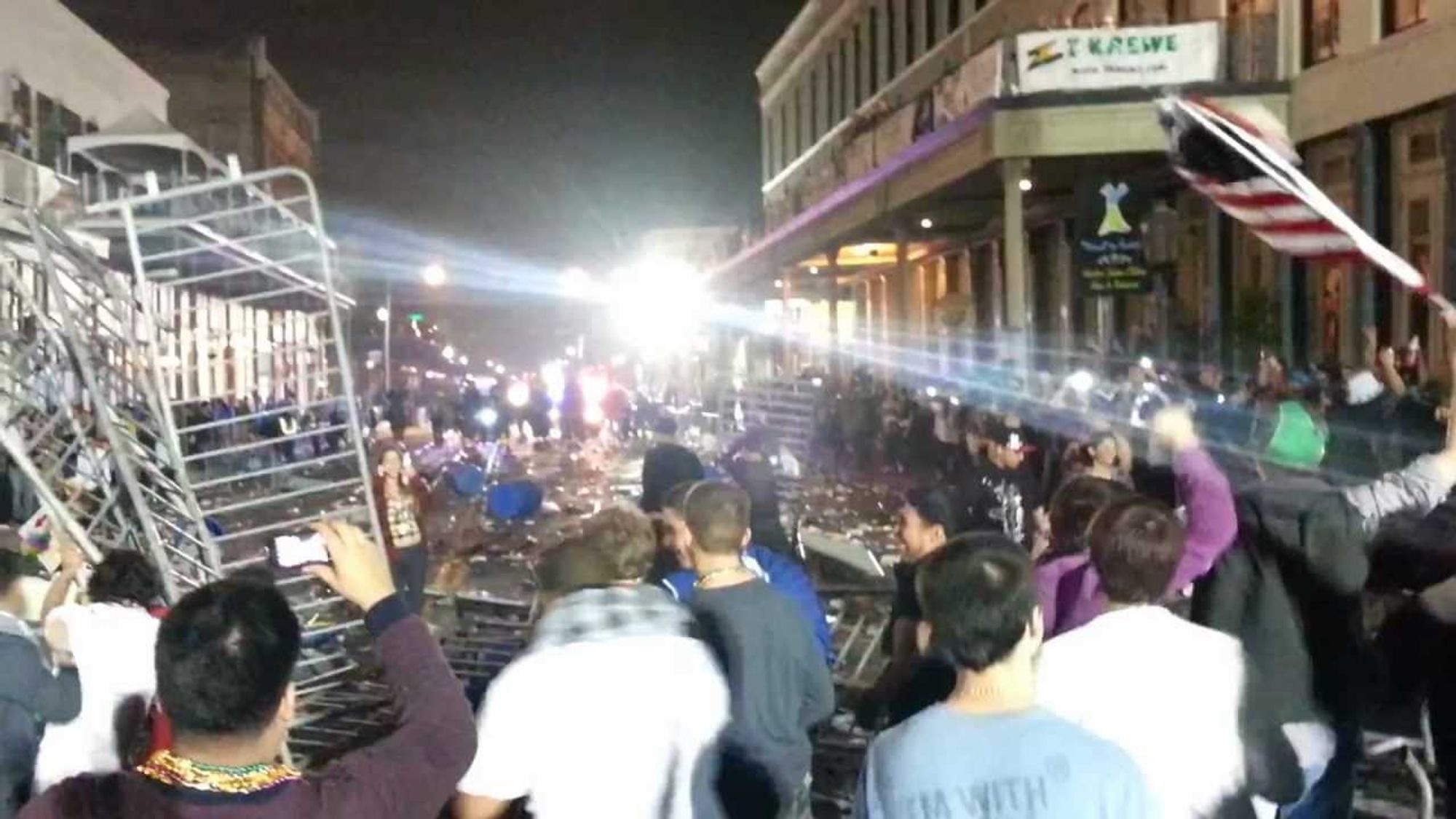 More riot than revelry? Galveston Mardi Gras turns chaotic as police ...