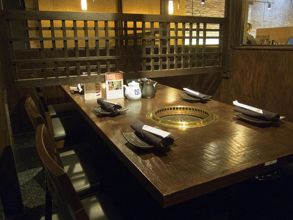 Serious Japanese barbecue restaurant joins the Midtown bar party scene ...