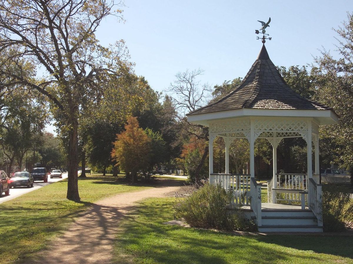 The Heights offers an urban, walkable area. - CultureMap Houston