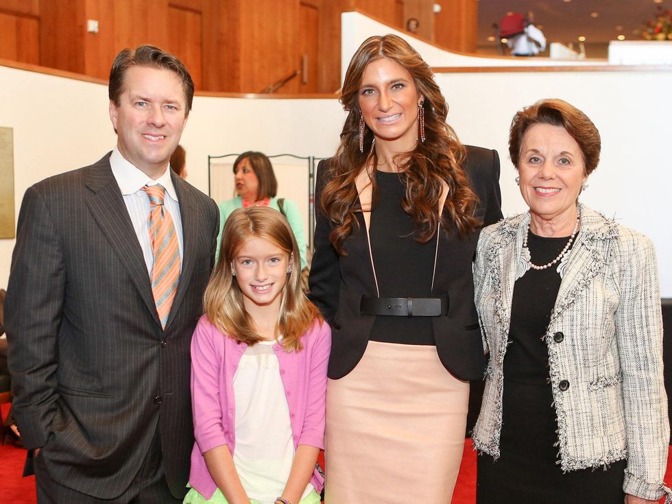 Molly Ringwald rocks 'em in Houston: This lunch is on center stage ...