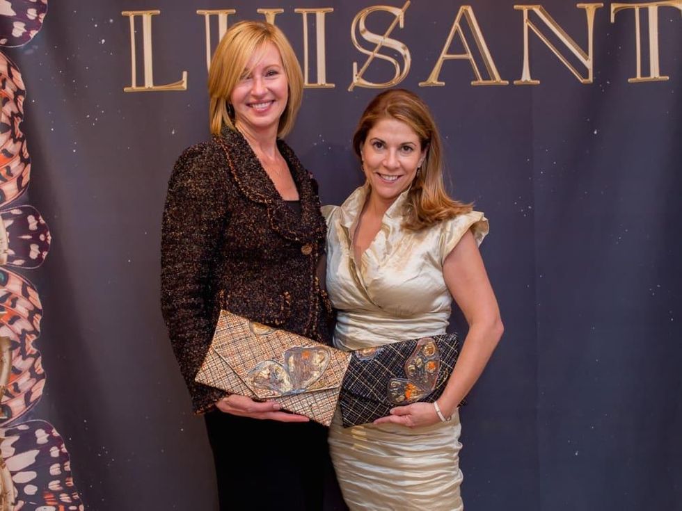 News anchor honored as timeless beauty when top British perfumer hits H ...
