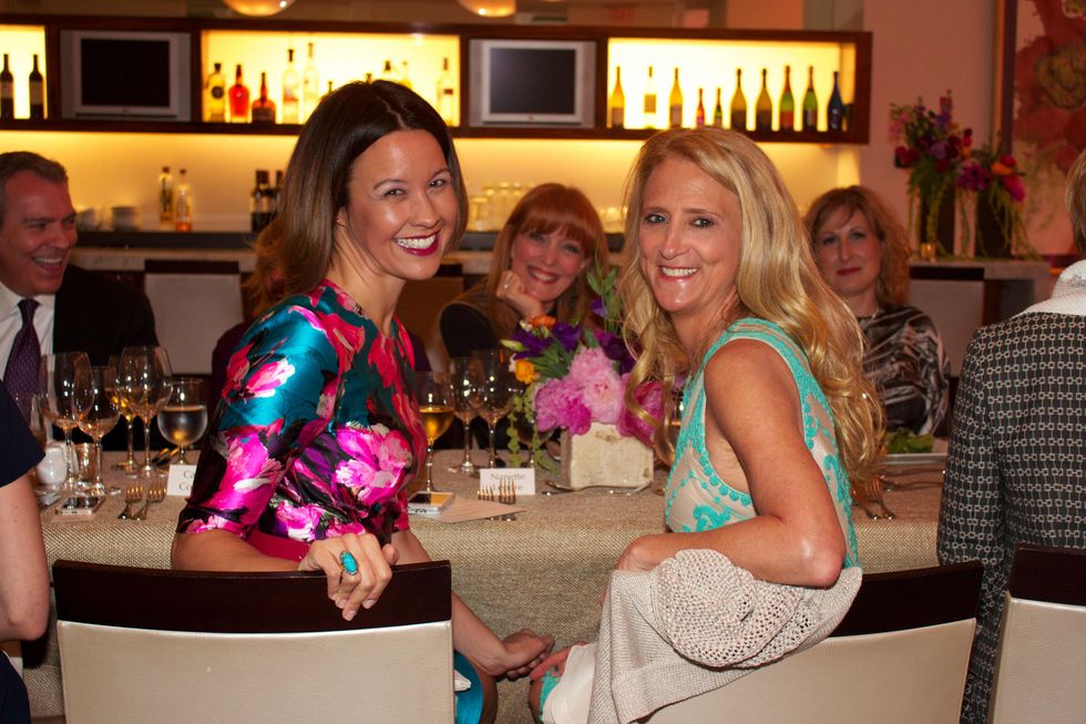 Engineering finance "nerd" steps out after work with sexy, fashionista ...