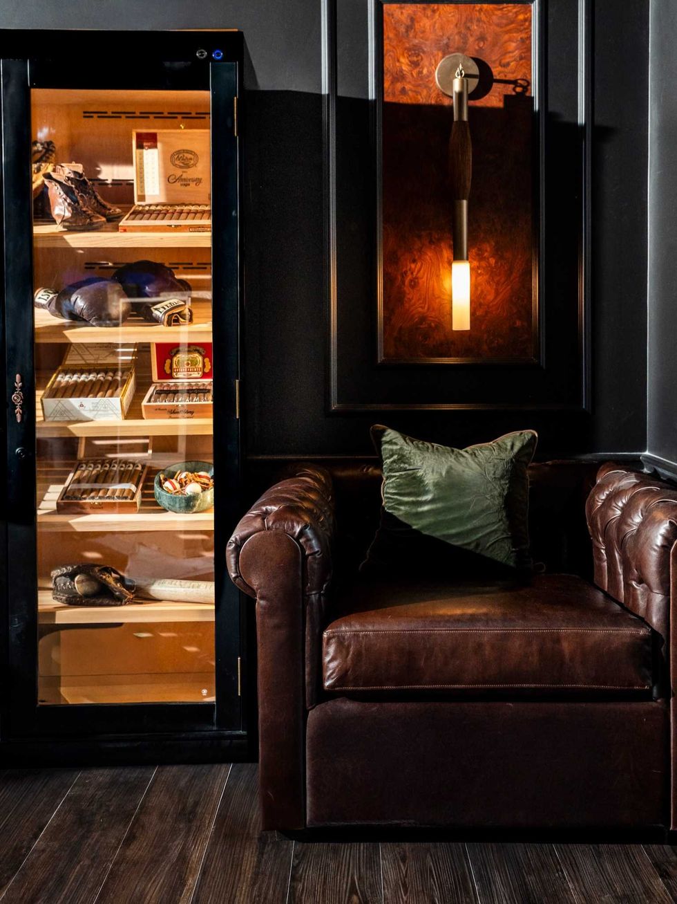 Houston's sophisticated new sports bar sets opening date in Uptown Park ...
